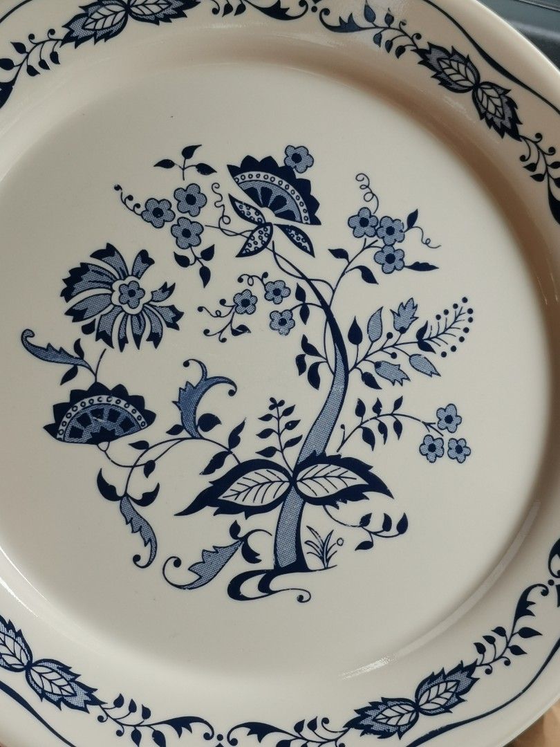 CORELLE BLUE FLOWER, Furniture & Home Living, Kitchenware & Tableware ...