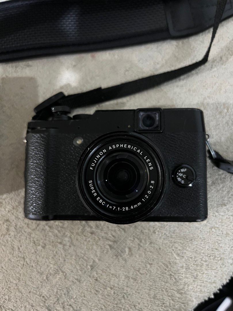 FUJI X10, Photography, Cameras on Carousell