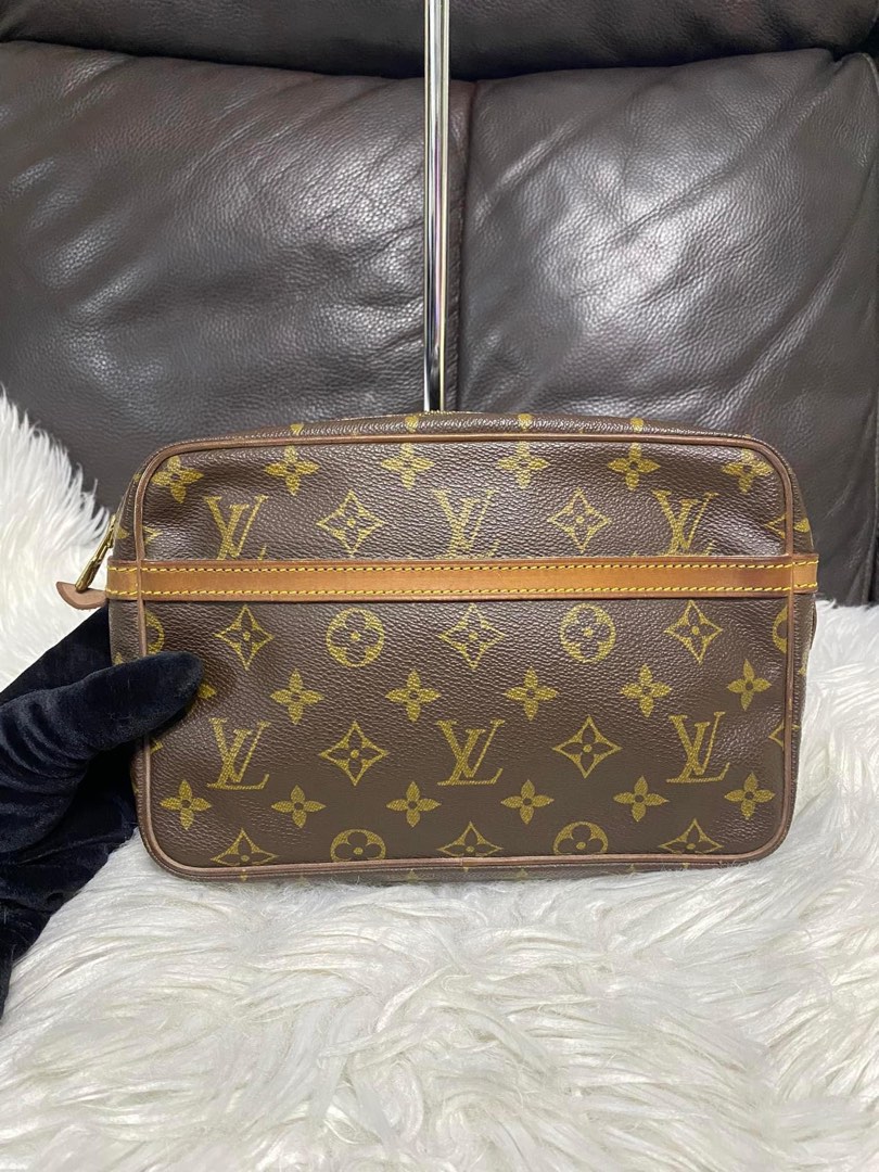 LV Pouch Original , Luxury, Bags & Wallets on Carousell