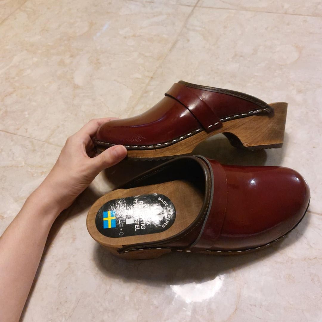 Maroon Swedish Leather Wooden Clogs - Svensk Fotriktig Trätoffel (Size ...