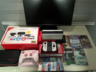 Nintendo Switch Oled White Full set, Video Gaming, Video Game Consoles ...