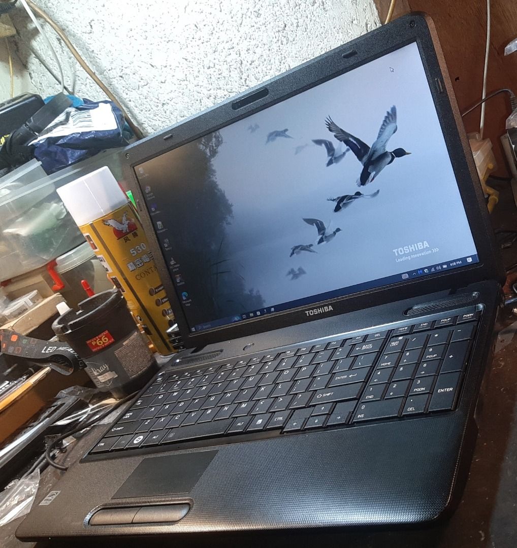 Toshiba Satellite C665 > Core i5, 4GB RAM, Dual hard drive (SSD & HDD), New KB & battery, NO ...