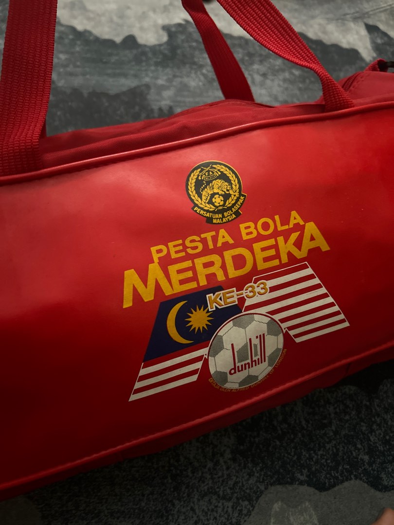 Vintage bag pesta bola merdeka ke-33, Men's Fashion, Bags, Backpacks on ...