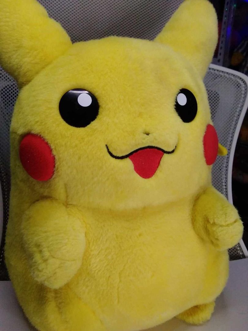 VINTAGE Classic Jumbo Fat Pikachu Version 2 Pokemon Plush Toy (Tomy ...
