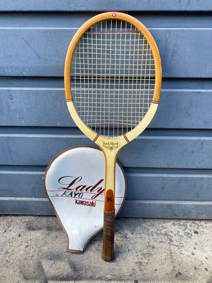 Wood tennis racket, Looking For on Carousell
