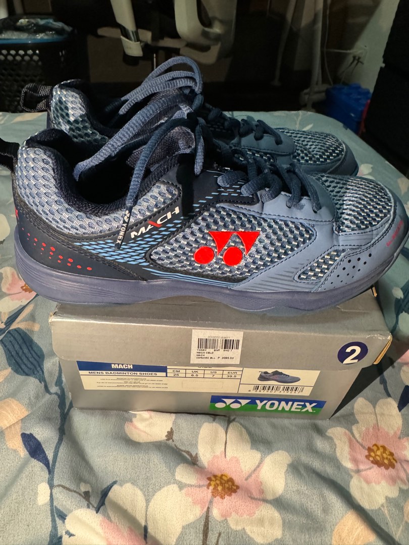 Yonex MACH badminton shoe (orig), Men's Fashion, Footwear, Sneakers on ...