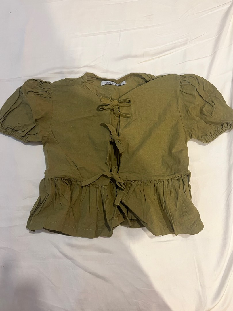 BSCO Ribbon Top, Women's Fashion, Tops, Blouses on Carousell