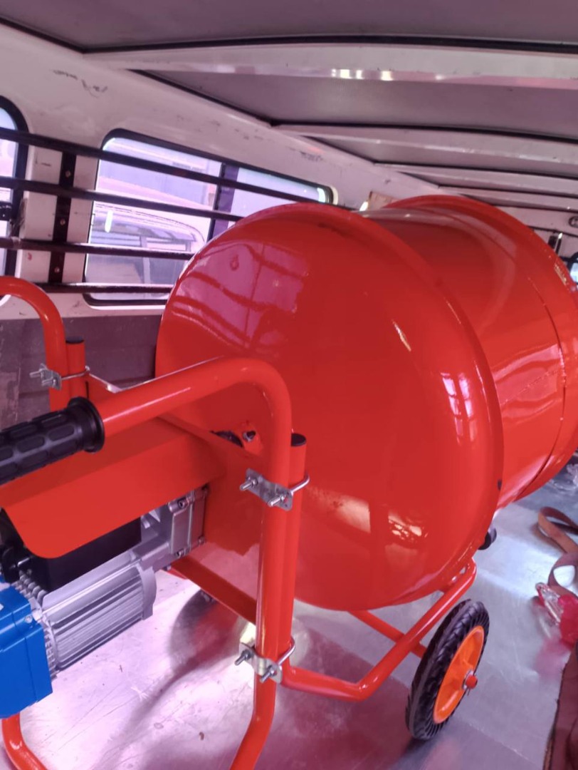 ELECTRIC CEMENT BAGGER MIXER, Commercial & Industrial, Construction ...