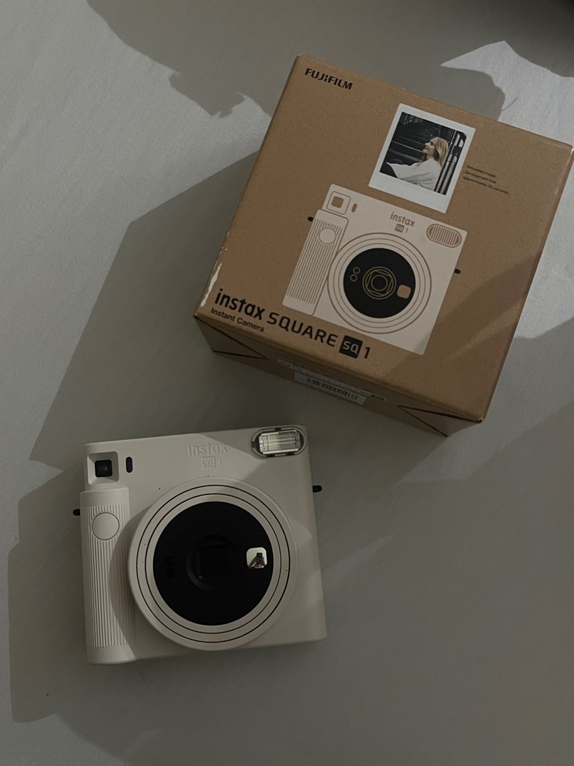FUJIFILM Instax SQUARE SQ1 Instant Camera with Selfie Mode & Automatic ...