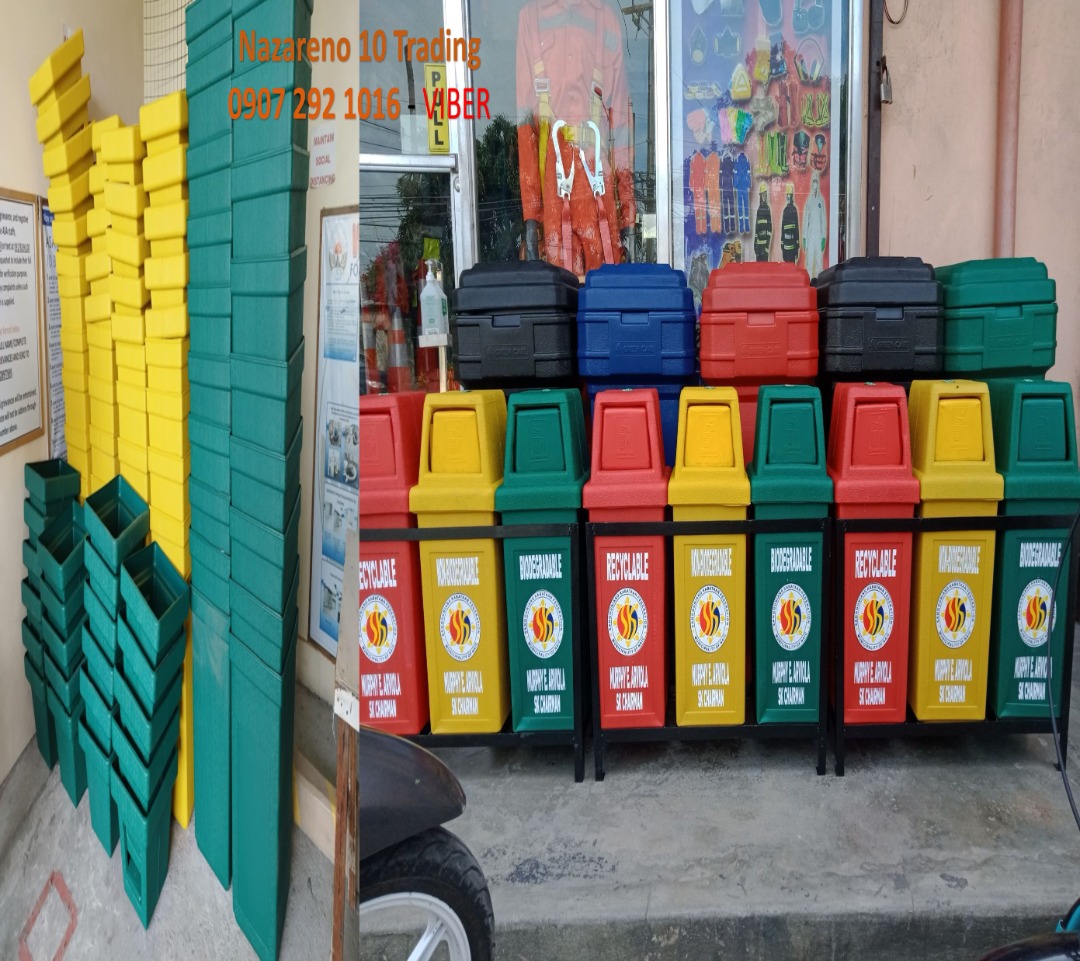 Hooded Trash bin Segregation 619, Furniture & Home Living, Cleaning ...