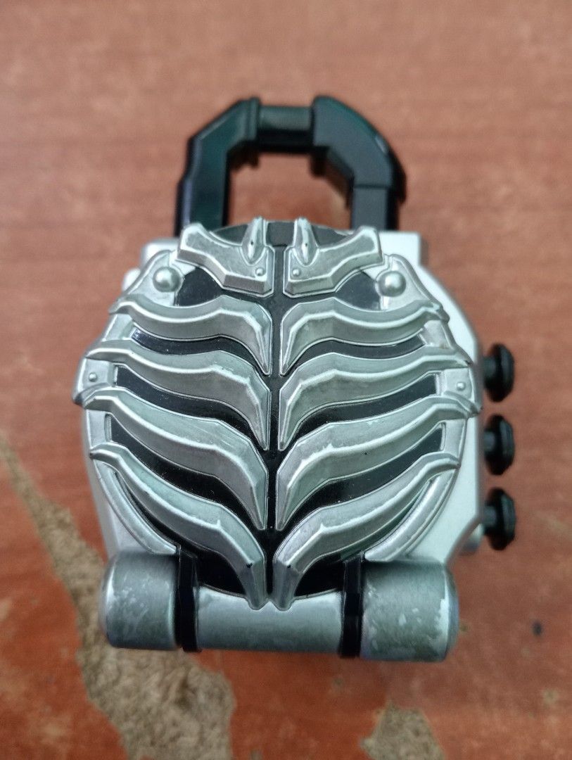 Kamen Rider Fifteen - Lockseed, Hobbies & Toys, Toys & Games on Carousell