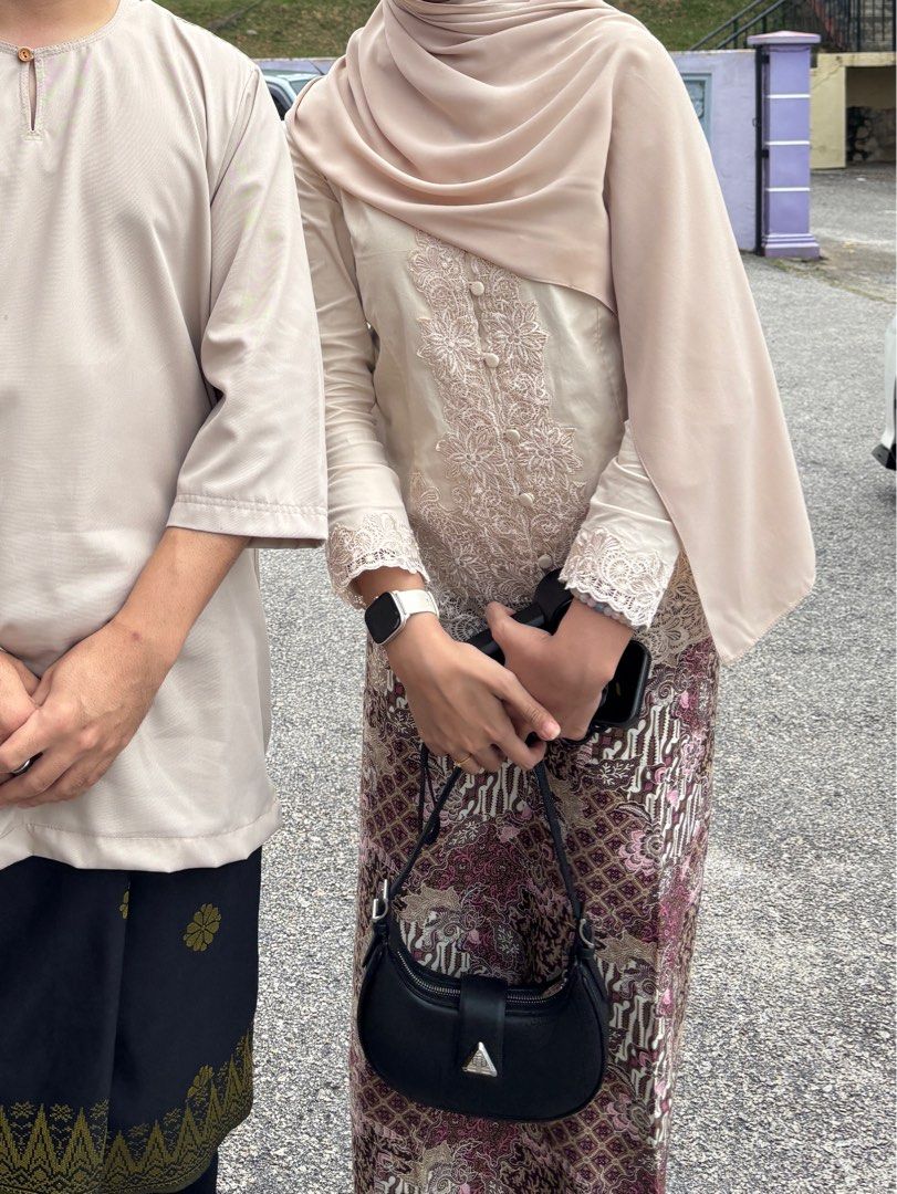 amir basri set kebaya cream nude brown dan pario, Women's Fashion, Muslimah Fashion, Baju Kurung ...