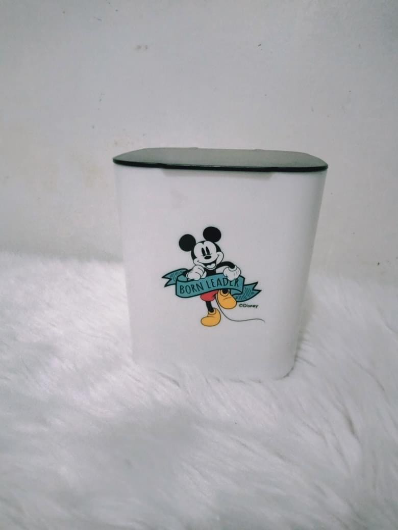 Mickey Mouse Table Top Trash Bin/ Mickey Mouse, Hobbies & Toys ...