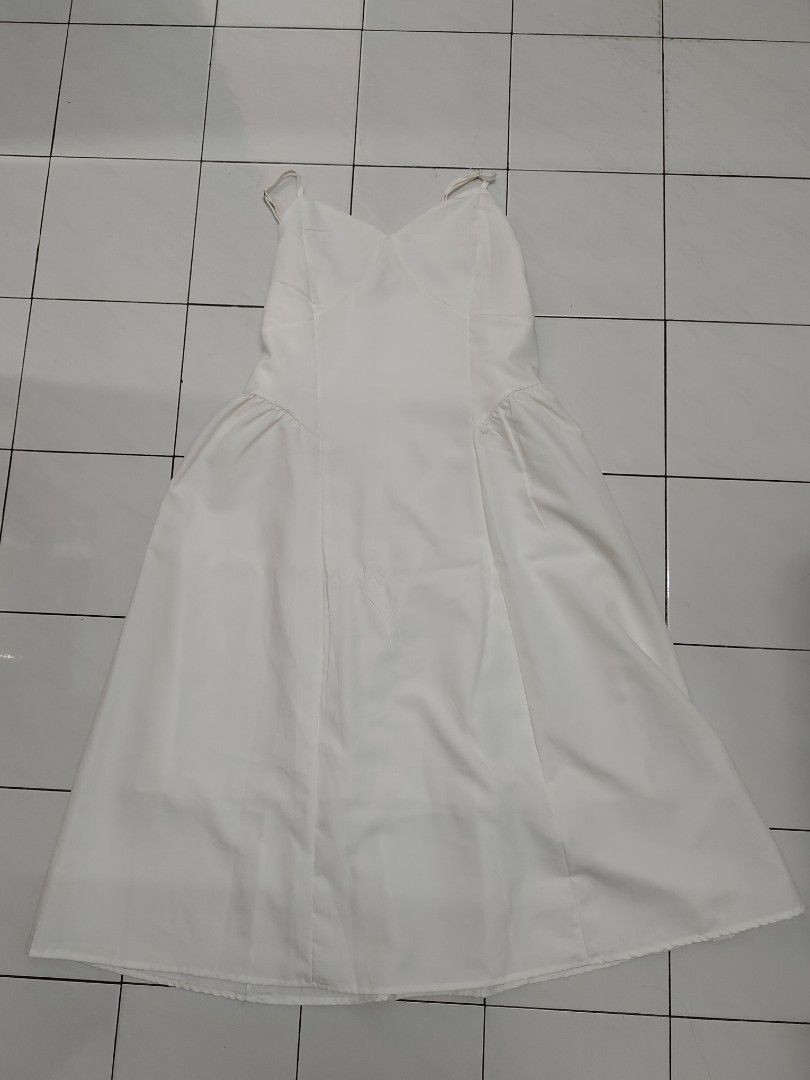 New dinner dress to let go, Women's Fashion, Dresses & Sets, Evening ...