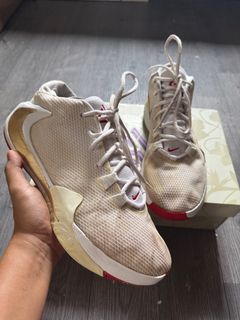 Nike FREAK 6 ROSES, Men's Fashion, Footwear, Sneakers on Carousell