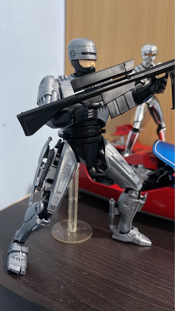 Robocop Model Kit siap pasang (complete), Hobbies & Toys, Toys & Games ...