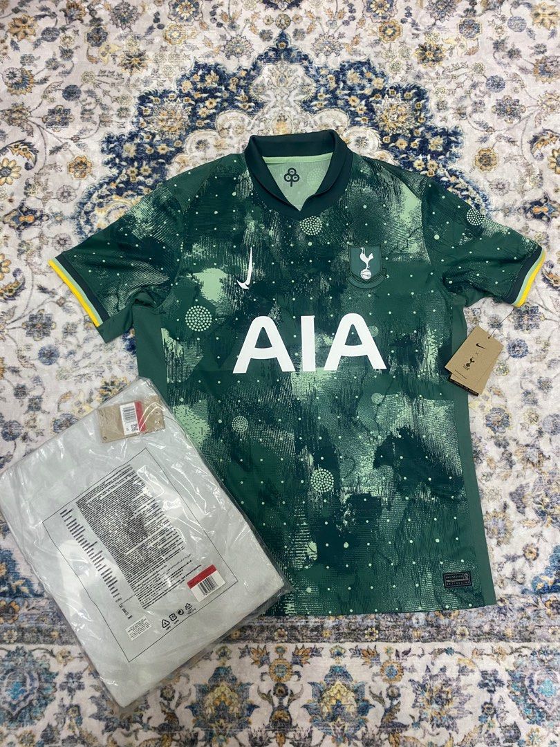 Spurs Third Kit 24/25, Men's Fashion, Activewear on Carousell