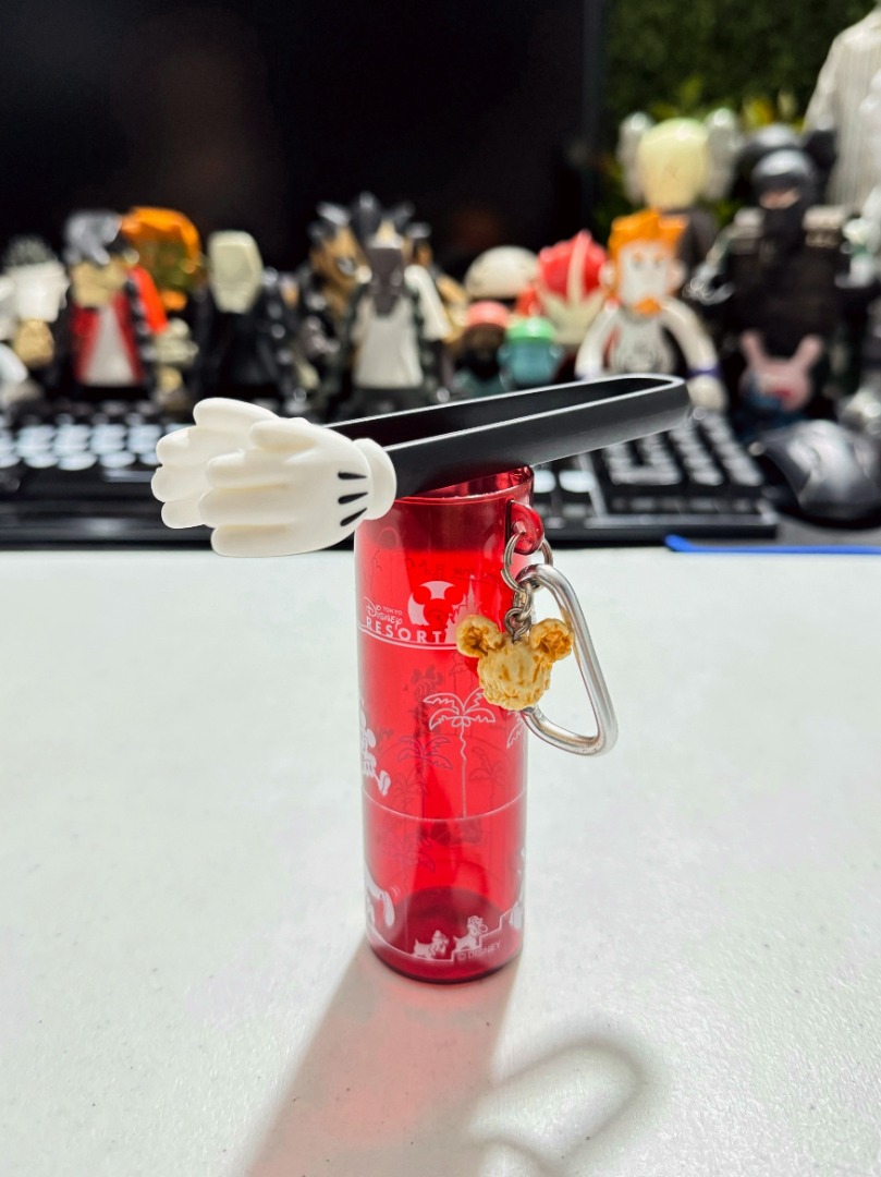 Tokyo Disney Resort Limited Edition Mickey Hands Popcorn Tongs, Hobbies ...