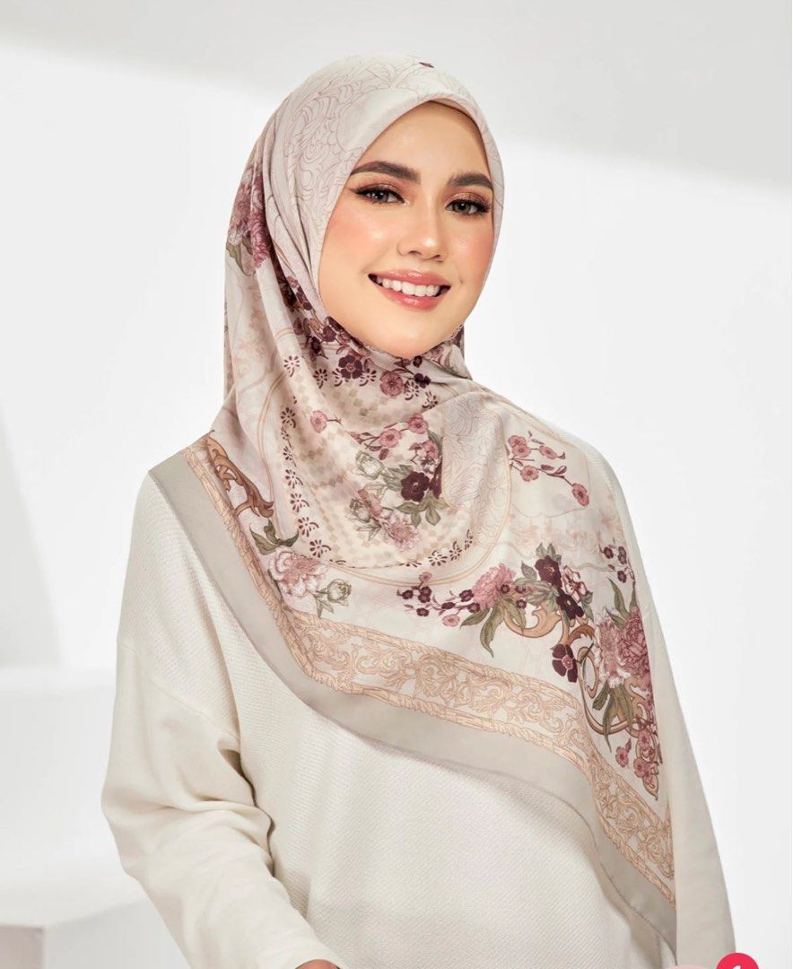 Tudung Ruffle in Pulang, Women's Fashion, Muslimah Fashion, Hijabs on ...