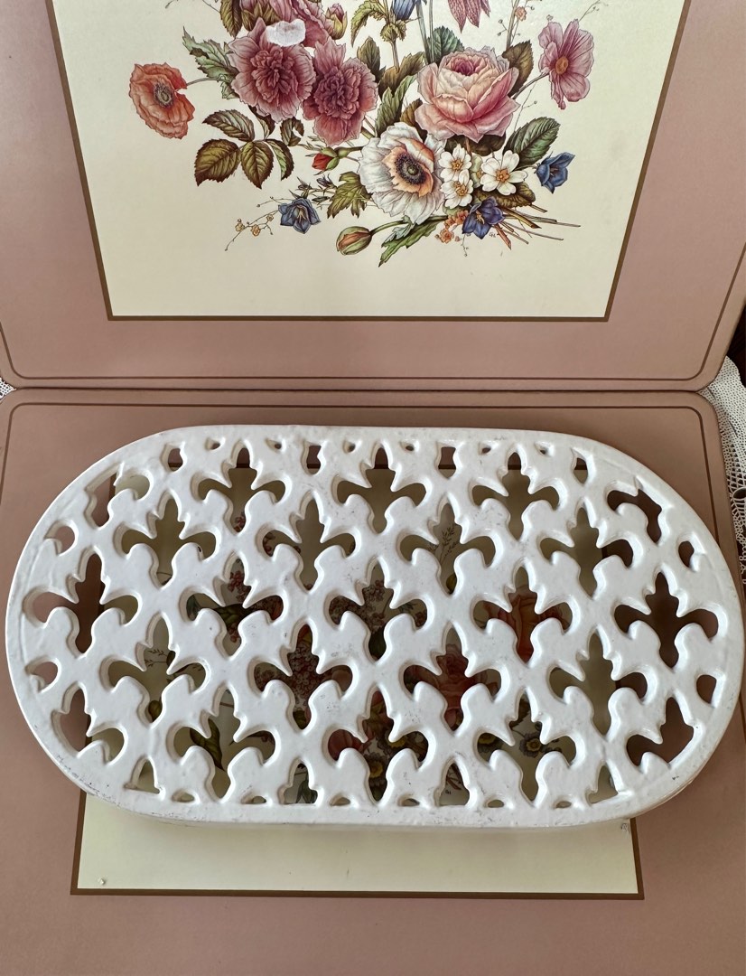 Vintage Cast Iron Oval Trivet, Furniture & Home Living, Kitchenware ...