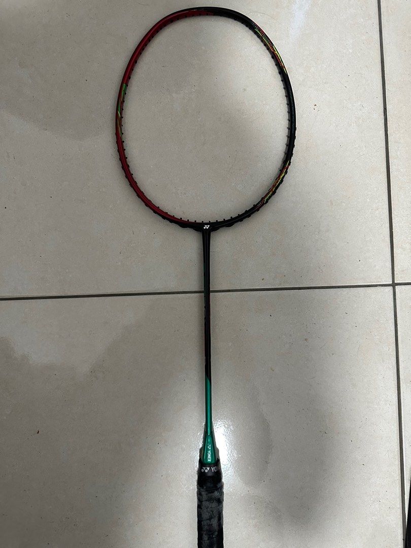 Yonex Astrox 88D 1st Gen, Sports Equipment, Sports & Games, Racket ...
