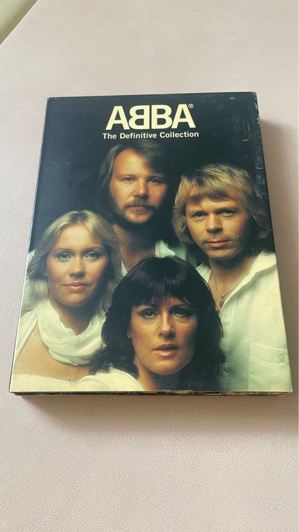 ABBA - The Definitive Collection 2CD+DVD, 興趣及遊戲, 音樂、樂器 & 配件, 音樂與媒體 - CD ...