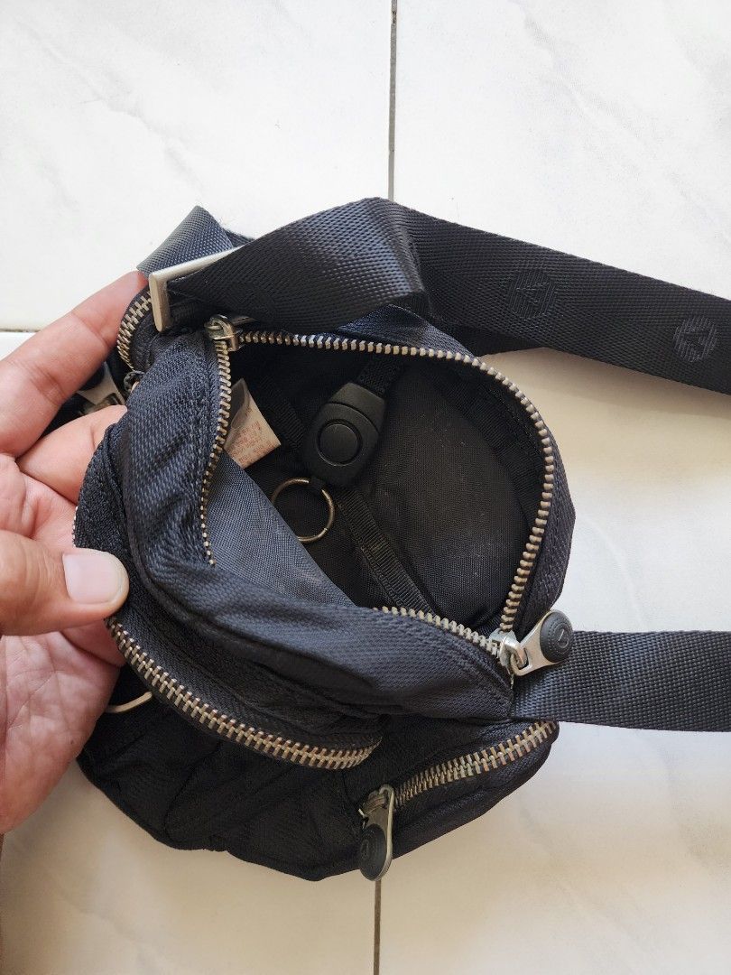 Airwalk Tactical Mini Duffle Sling Crossbody Bag Buckle Besi Black Bag ...