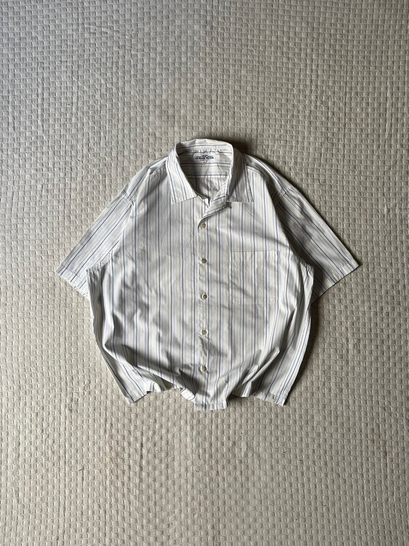 Boxy Crop Shirt, Men's Fashion, Tops & Sets, Formal Shirts on Carousell