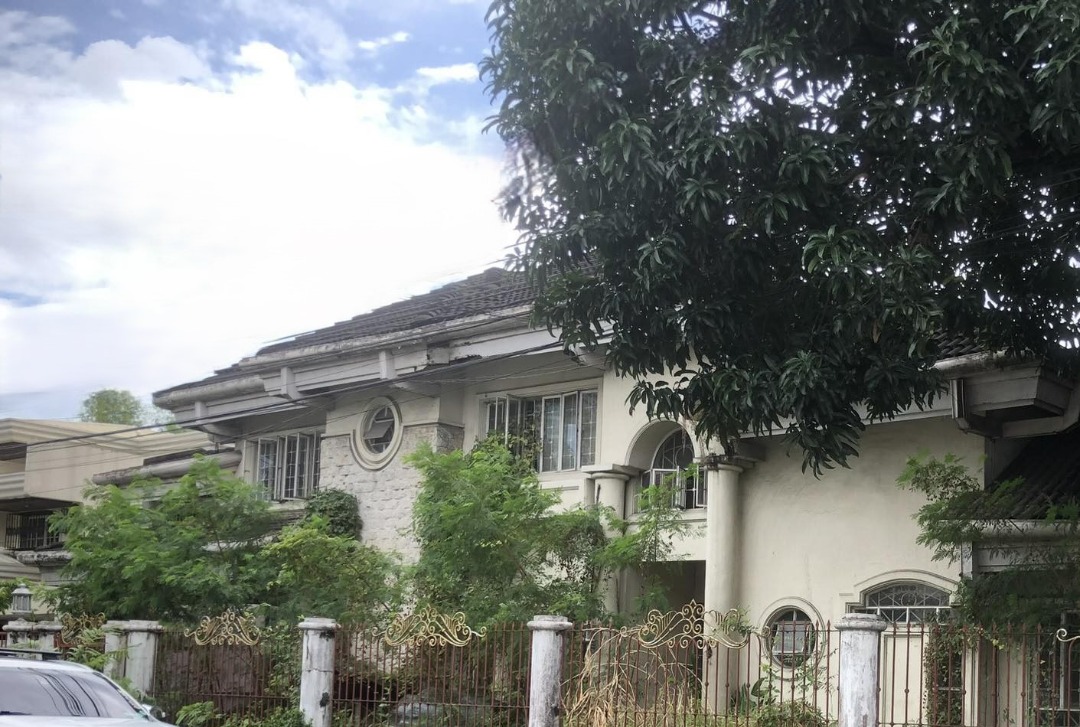 Corner House and Lot for Sale in Acropolis Subdivision, Quezon City ...