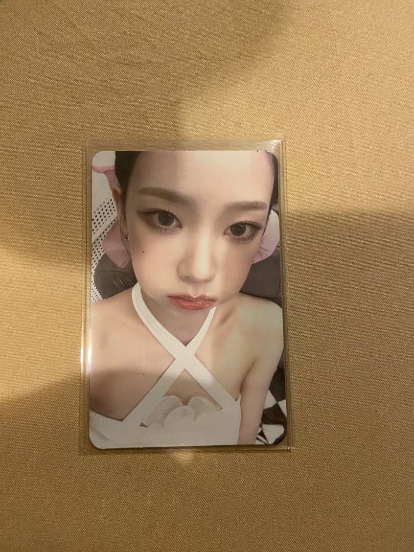 EGGRINA KARINA AESPA PHOTOCARD OFFICIAL, Hobbies & Toys, Collectibles ...