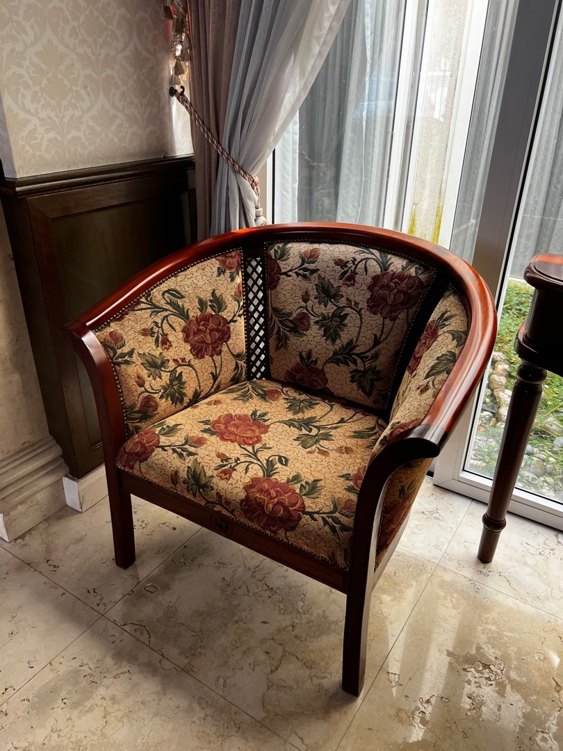 English style single chair, Furniture & Home Living, Furniture, Chairs ...