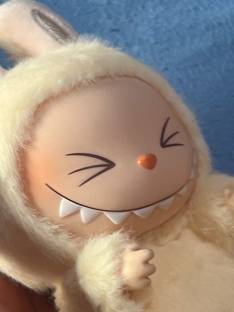 have seat zizi labubu wt 73 gm size 21 x 12 cm, Hobbies & Toys, Toys ...