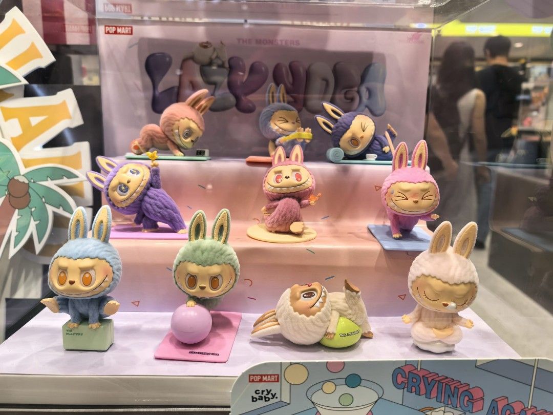 Labubu popmart, Hobbies & Toys, Memorabilia & Collectibles, Fan ...
