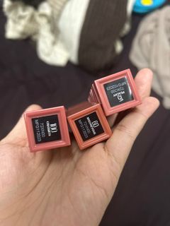 Maybelline Superstay Vinyl Ink - 63 Intriguing, Beauty & Personal Care ...