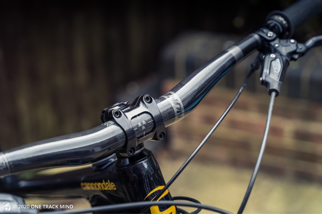 Nukeproof Horizon V2 carbon riser bars, Sports Equipment, Bicycles ...