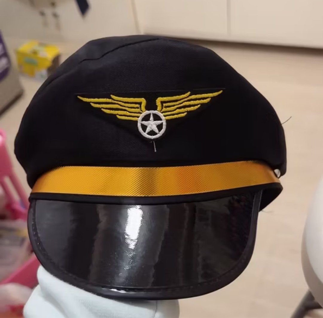 Pilot hat, Men's Fashion, Watches & Accessories, Caps & Hats on Carousell