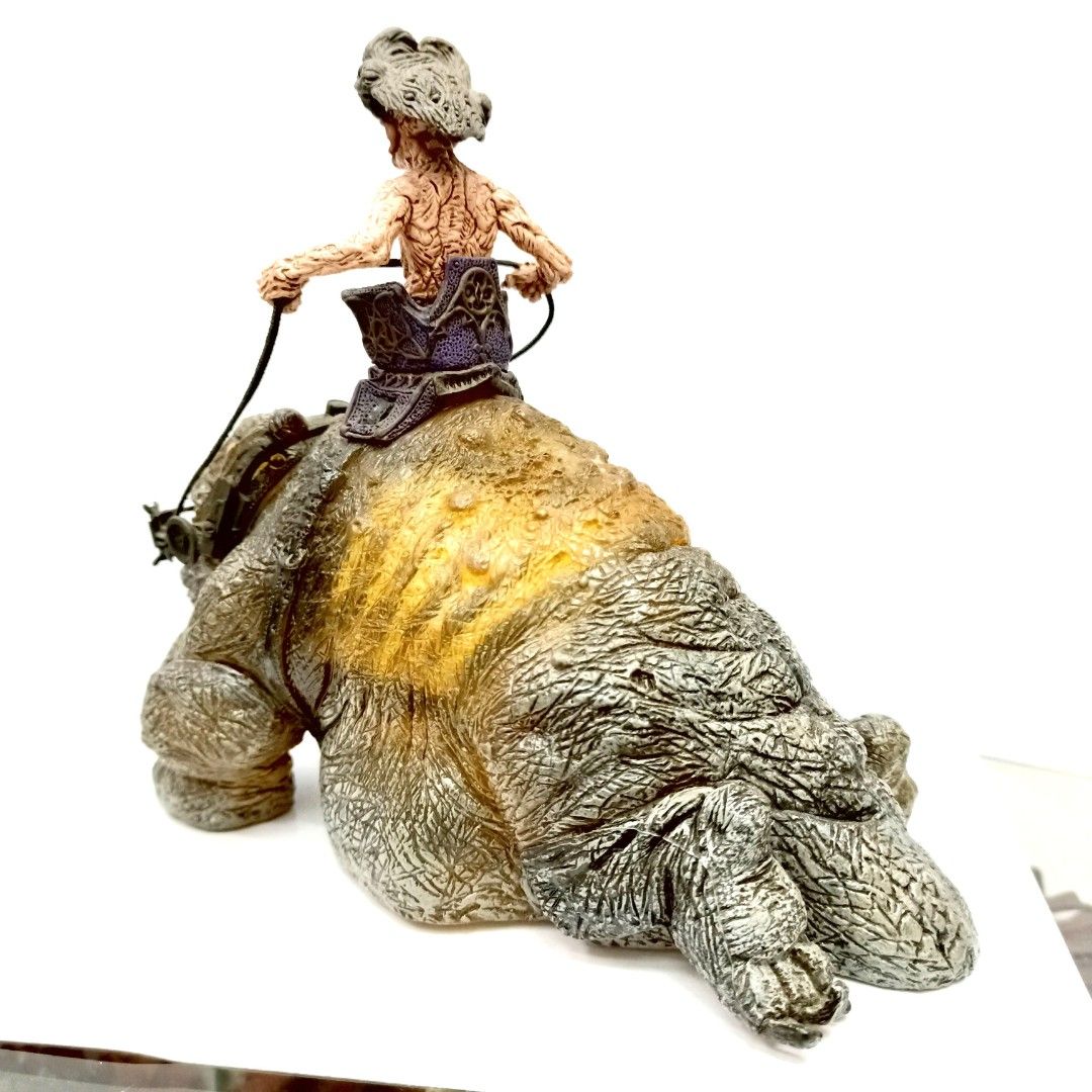 Spawn McFarlane Monsters Series TOTO Twisted Land of Oz figure, Hobbies ...