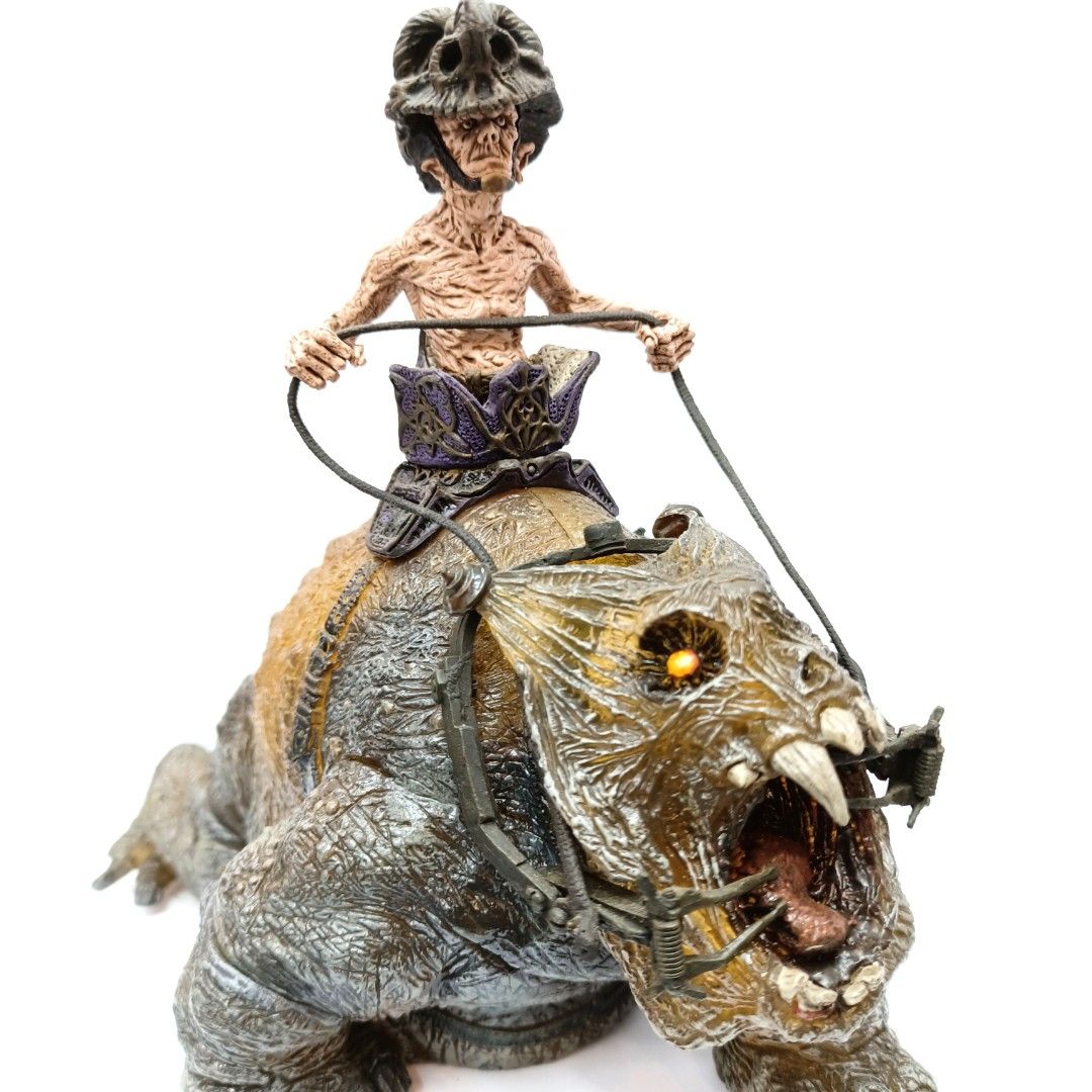 Spawn McFarlane Monsters Series TOTO Twisted Land of Oz figure, Hobbies ...