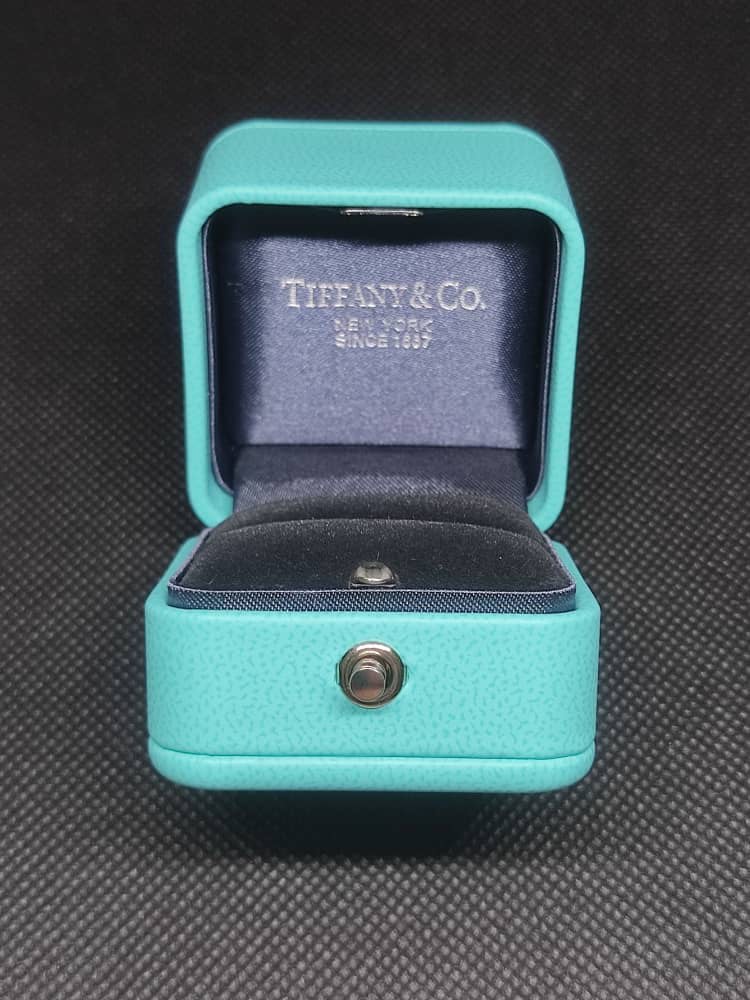 Tiffany & Co ring box & outer box, Women's Fashion, Jewelry ...