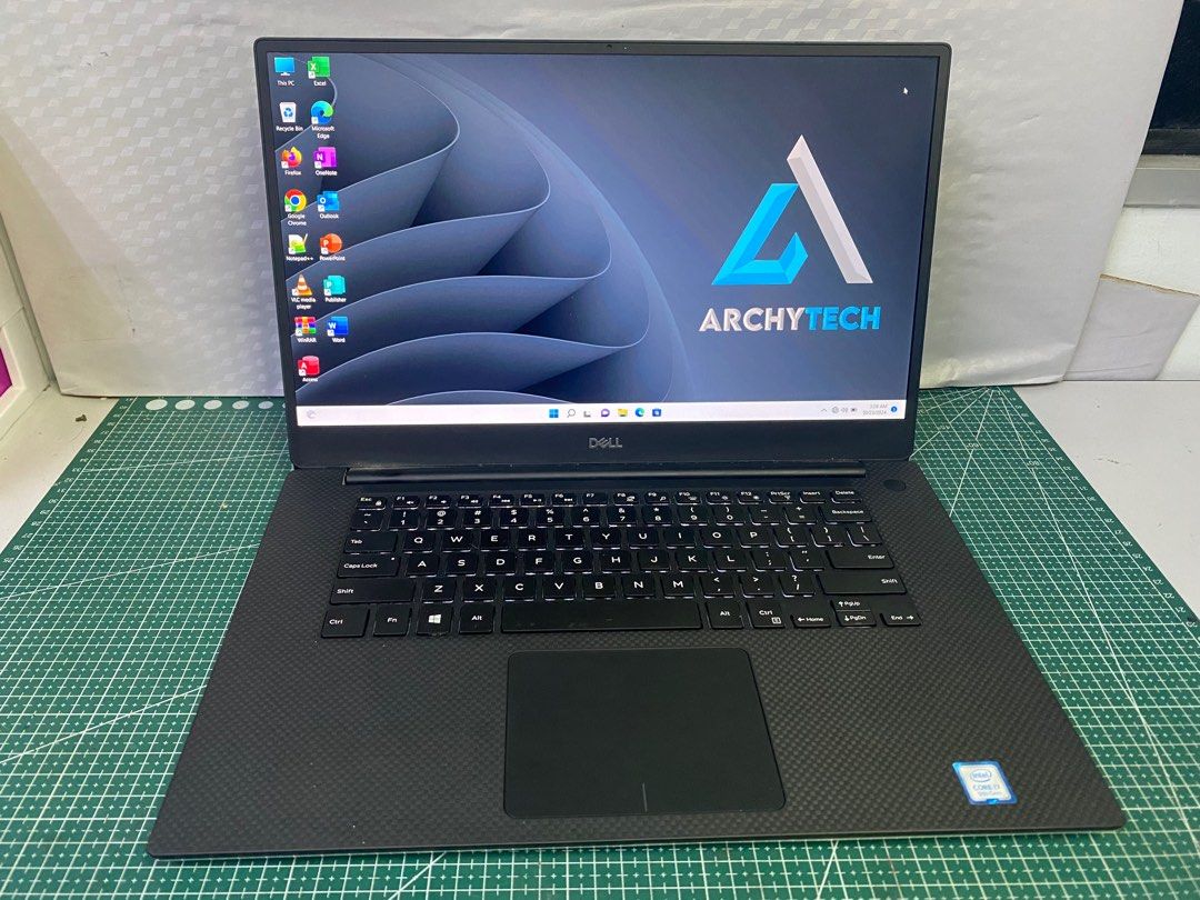Dell XPS 15 7590 i7 9th Gen 16GB RAM 512GB SSD 15.6 Inch NVIDIA GeForce ...