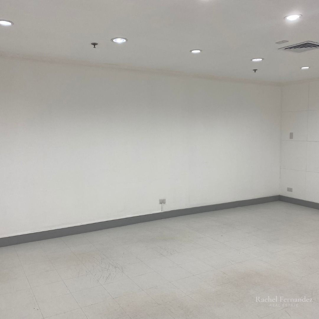 FOR RENT: Vicente Madrigal Building, 72 Sqm. Office Unit, Property ...