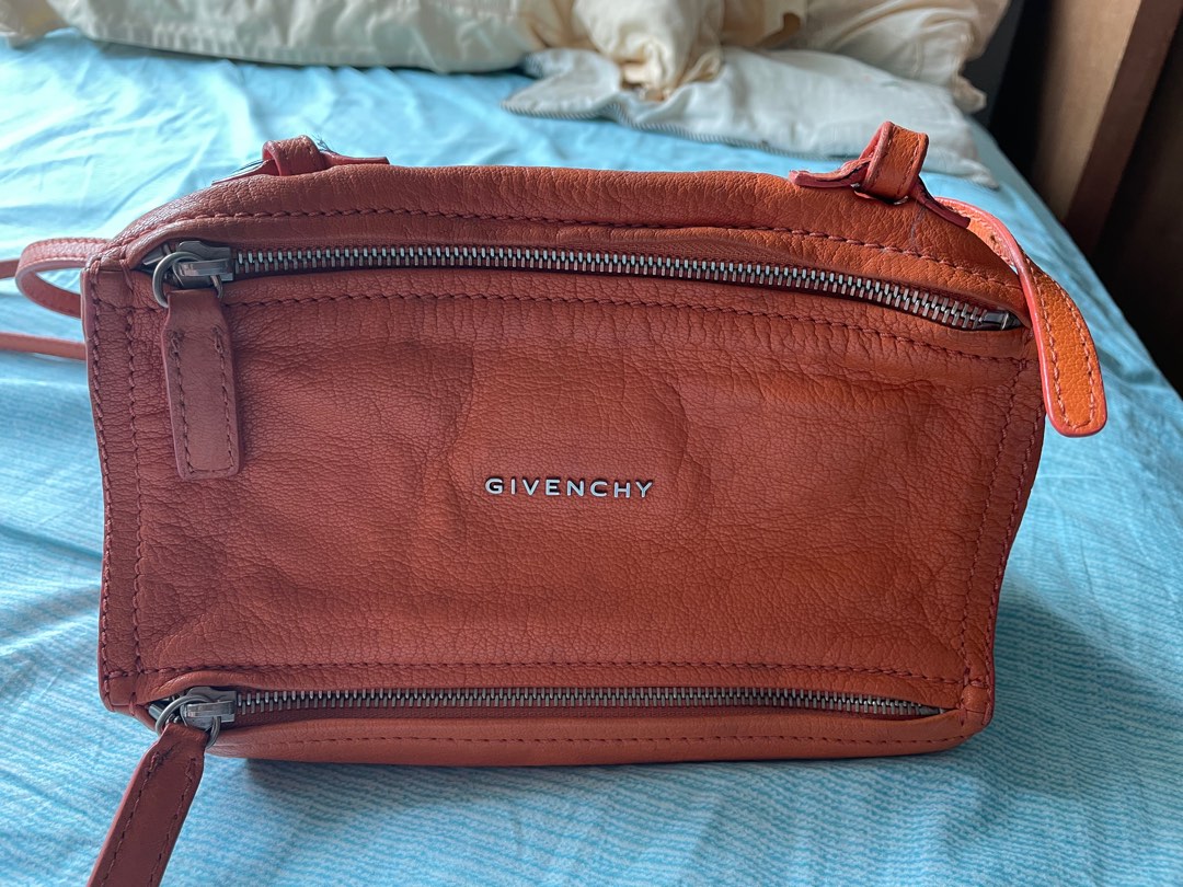 Givenchy Pandora mini, 名牌, 手袋及銀包 - Carousell