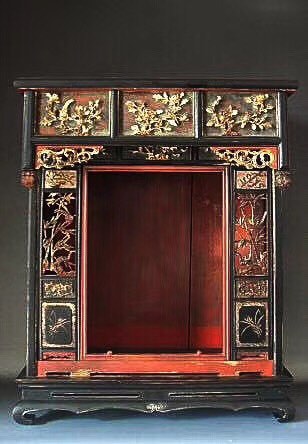 Golden lacquer wood carved Buddhist niches in Qing Dynasty (about 200 ...