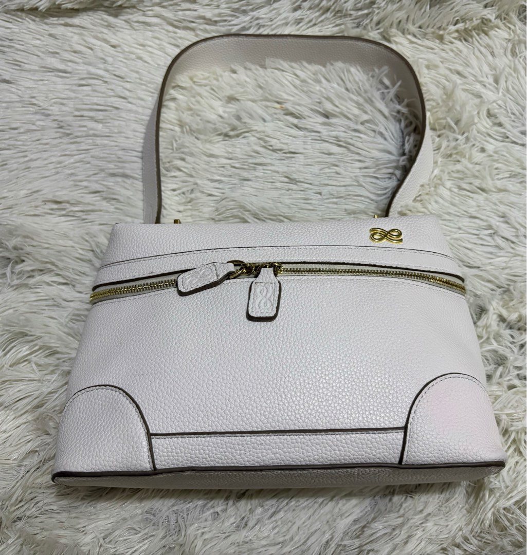 Holb Kate PU, Women's Fashion, Bags & Wallets, Shoulder Bags on Carousell