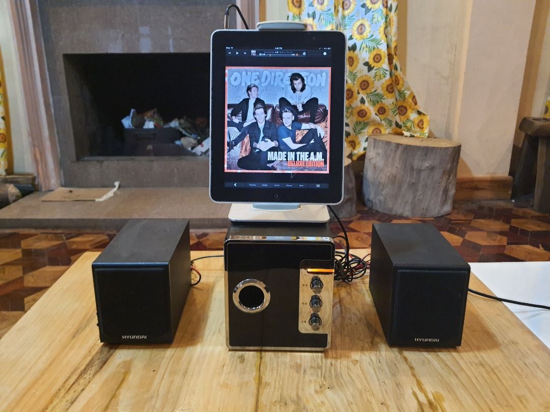 Home HiFi Setup Speakers with Subwoofer Bluetooth NFC Speaker iPad not included like Bose BO ...