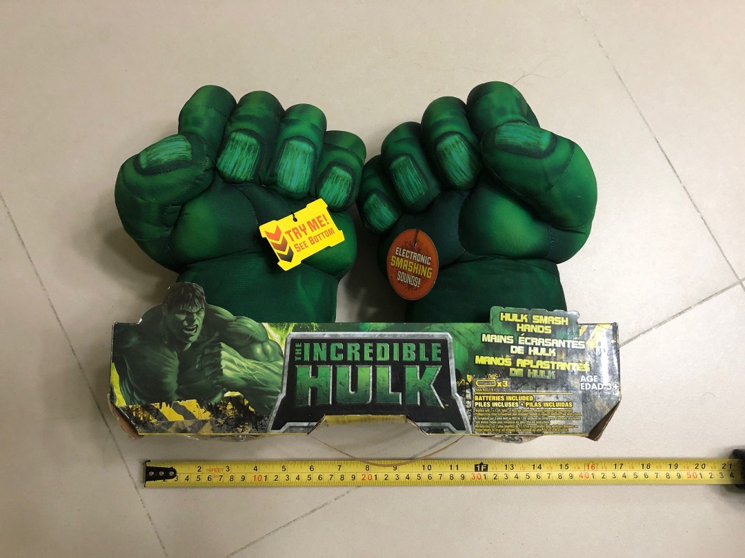 Talking Hulk Smash Hands , Incredible Hulk Marvel Talking Fist Smash ...