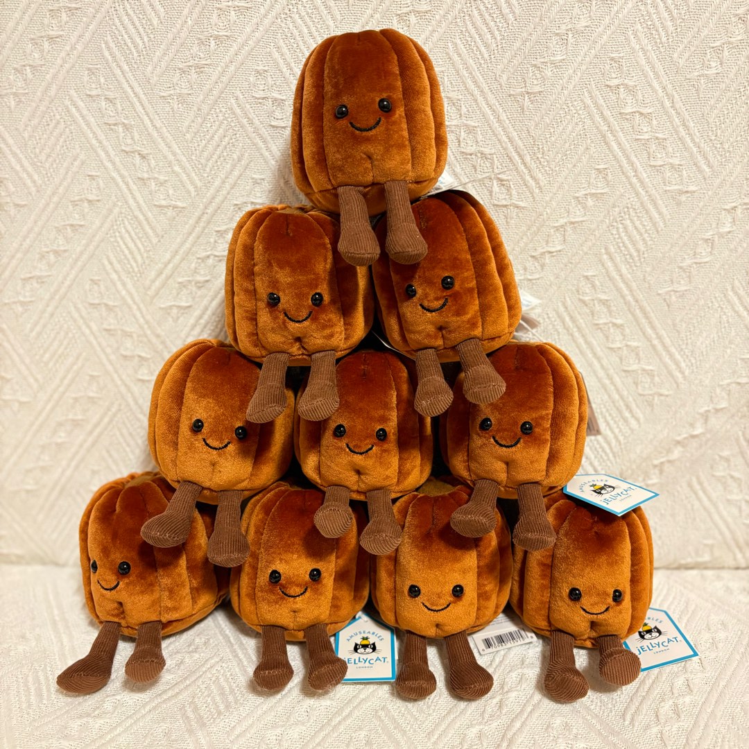 現貨in stock Jellycat🇫🇷Canele 可露麗, 興趣及遊戲, 玩具 & 遊戲類 - Carousell