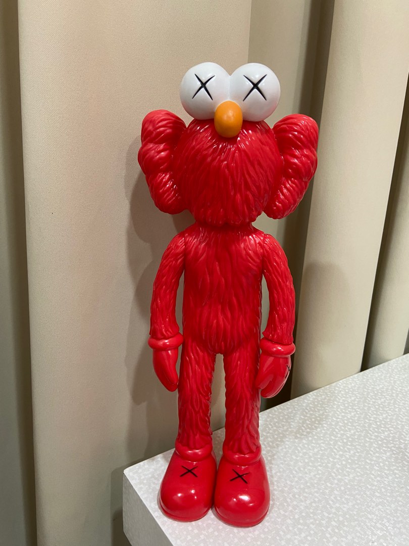 Kaws Elmo Red Figure, Hobbies & Toys, Collectibles & Memorabilia ...