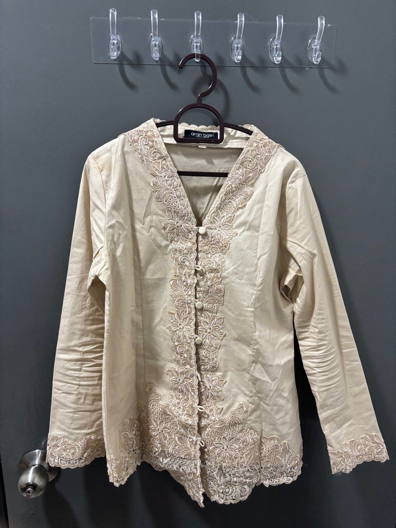 amir basri set kebaya cream nude brown dan pario, Women's Fashion, Muslimah Fashion, Baju Kurung ...