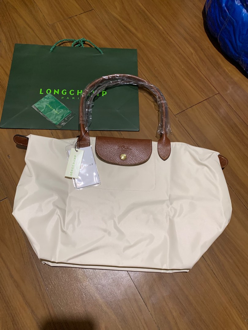 Long Champ Large White Le Pliage, Women's Fashion, Bags & Wallets, Tote ...